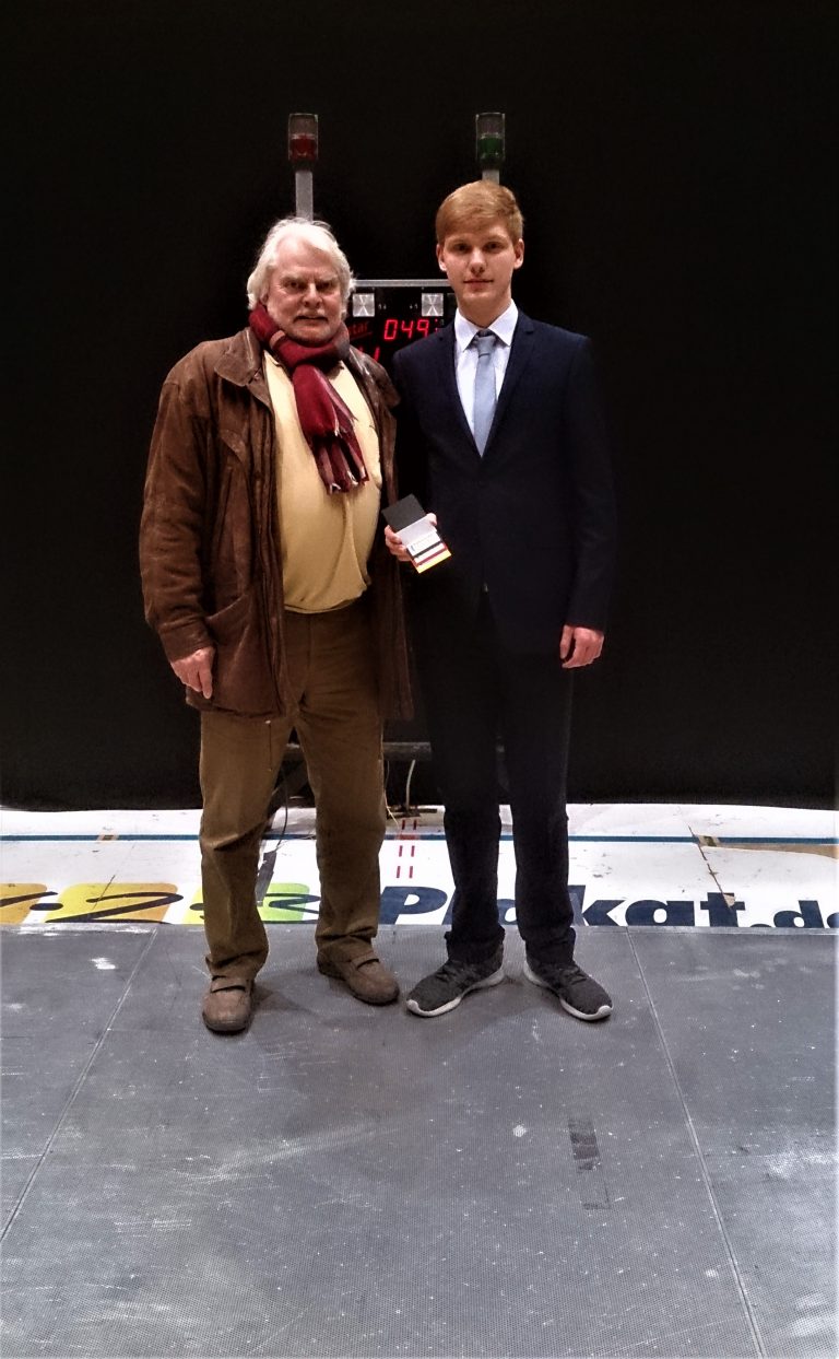 Malte Hasse legt Kampfrichterprüfung für Degen erfolgreich ab ...